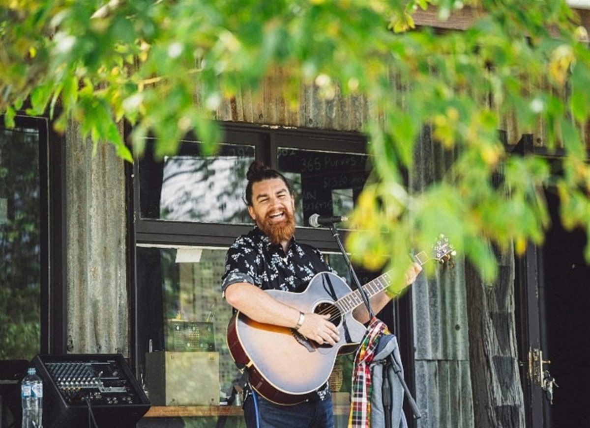 Owen Thomas - Mornington Peninsula Shire